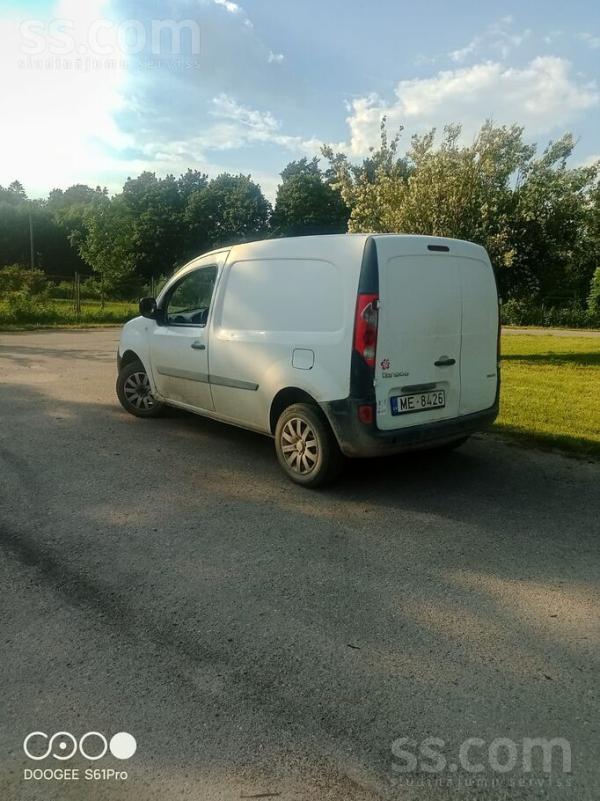 White Renault Kangoo 2011 in Riga, with an engine capacity of 1.50 L and mileage of 588 thousand km for 1200 €, photo 2 on AUTOMOTO.COM.LV