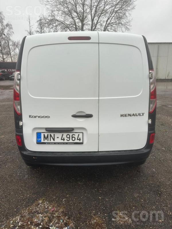 White Renault Kangoo 2014 in Riga, with an engine capacity of 1.50 L and mileage of 315 thousand km for 5600 €, photo 5 on AUTOMOTO.COM.LV