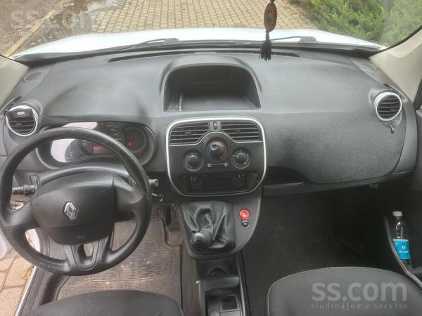 White Renault Kangoo 2014 in Riga, with an engine capacity of 1.50 L and mileage of 322 thousand km for 3400 €, photo 7 on AUTOMOTO.COM.LV