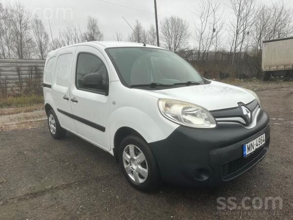 Balts Renault Kangoo 2014 Rīga, ar dzinēja tilpumu 1.50 L un nobraukumu 329 tūkst. km par 3200 €, foto 3 vietnē AUTOMOTO.COM.LV