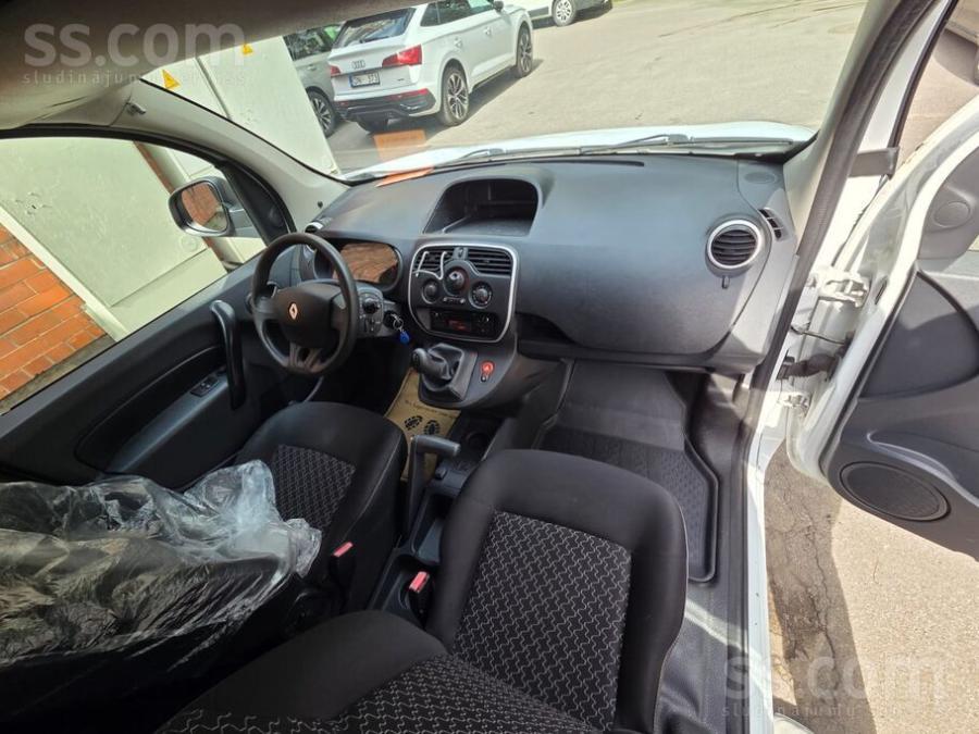 Белый Рено Кенгу 2015 в Рига, объемом двигателя 1.50 л и пробегом 93 тыс. км за 4598 €, фото 7 на AUTOMOTO.COM.LV