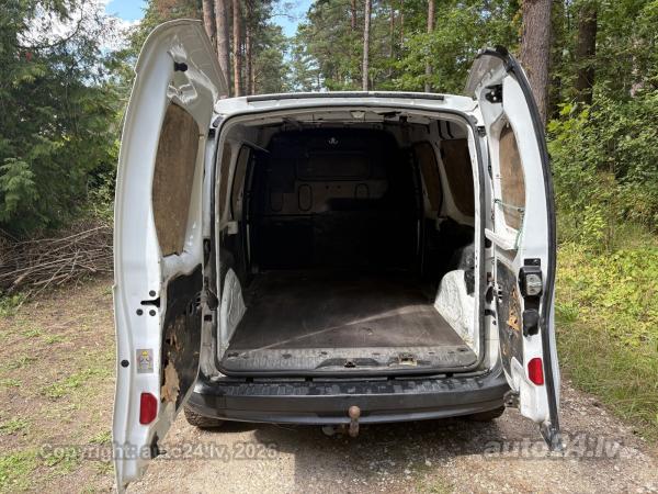 Белый Рено Кенгу 2015 в Юрмала, объемом двигателя 1.50 л и пробегом 355 тыс. км за 3400 €, фото 5 на AUTOMOTO.COM.LV