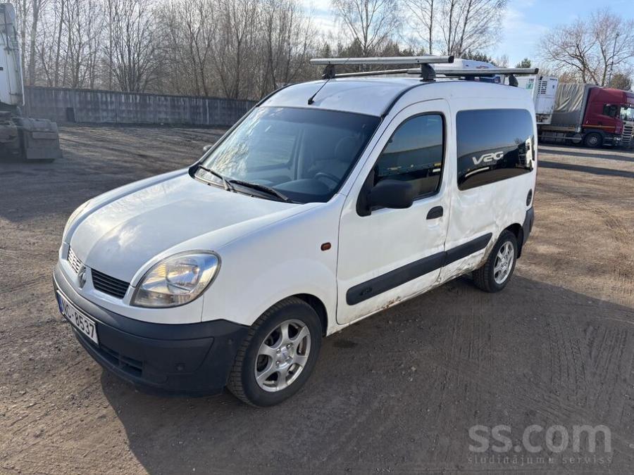 White Renault Kangoo 2004 in Riga, with an engine capacity of 1.50 L and mileage of 252 thousand km for 1300 €, photo 1 on AUTOMOTO.COM.LV