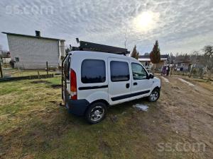 White Renault Kangoo 2005 in Riga, with an engine capacity of 1.60 L and mileage of 280 thousand km for 1700 €, photo 5 on AUTOMOTO.COM.LV