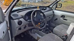 White Renault Kangoo 2005 in Riga, with an engine capacity of 1.60 L and mileage of 280 thousand km for 1700 €, photo 6 on AUTOMOTO.COM.LV