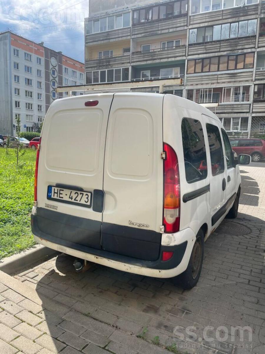 Balts Renault Kangoo 2008 Rīga, ar dzinēja tilpumu 1.60 L un nobraukumu 281 tūkst. km par 800 €, foto 1 vietnē AUTOMOTO.COM.LV