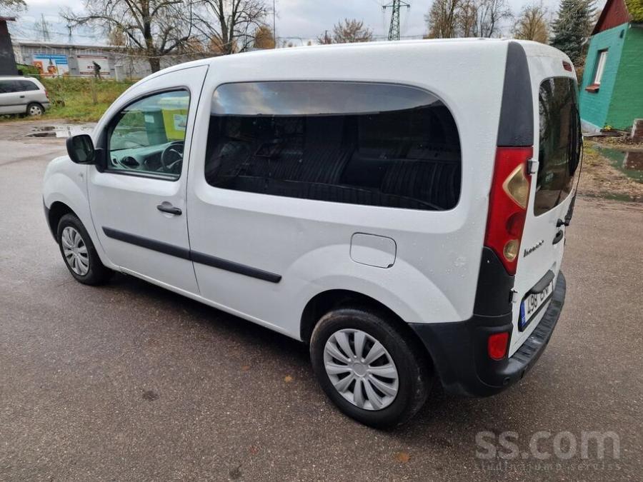 Balts Renault Kangoo 2009 Rīga, ar dzinēja tilpumu 1.50 L un nobraukumu 249 tūkst. km par 2570 €, foto 6 vietnē AUTOMOTO.COM.LV
