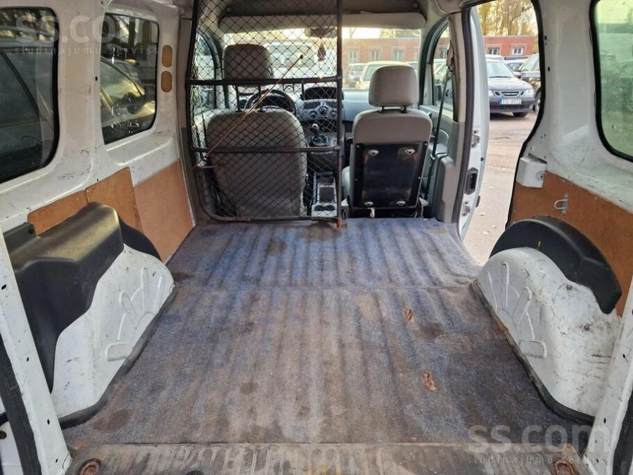 Balts Renault Kangoo 2009 Rīga, ar dzinēja tilpumu 1.50 L un nobraukumu 249 tūkst. km par 2570 €, foto 11 vietnē AUTOMOTO.COM.LV