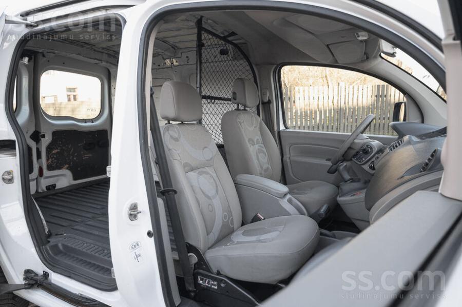 Balts Renault Kangoo 2010 Jelgava, ar dzinēja tilpumu 1.50 L un nobraukumu 362 tūkst. km par 3750 €, foto 13 vietnē AUTOMOTO.COM.LV