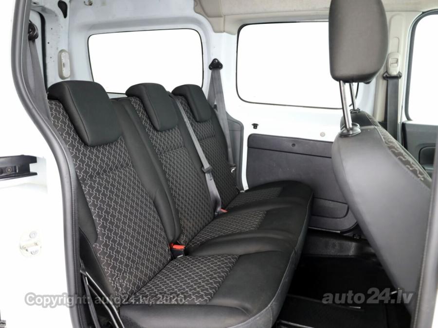 White Renault Kangoo 2011 in Tallinn, with an engine capacity of 1.50 L and mileage of 169 thousand km for 2499 €, photo 8 on AUTOMOTO.COM.LV