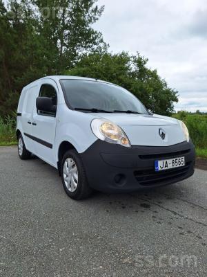 Balts Renault Kangoo 2012 Rīga, ar dzinēja tilpumu 1.60 L un nobraukumu 460 tūkst. km par 1500 €, foto 2 vietnē AUTOMOTO.COM.LV