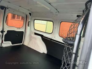 White Renault Kangoo 2012 in Riga, with an engine capacity of 1.50 L and mileage of 273 thousand km for 2800 €, photo 9 on AUTOMOTO.COM.LV