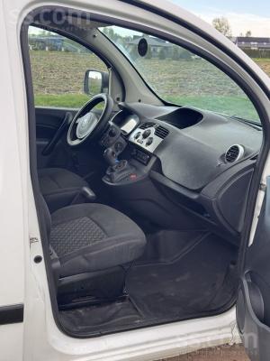 Balts Renault Kangoo 2012 Rīga, ar dzinēja tilpumu 1.50 L un nobraukumu 286 tūkst. km par 1600 €, foto 8 vietnē AUTOMOTO.COM.LV