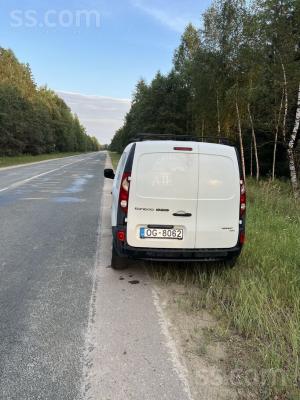 Balts Renault Kangoo 2012 Aizkraukle, ar dzinēja tilpumu 1.50 L un nobraukumu 154 tūkst. km par 3200 €, foto 5 vietnē AUTOMOTO.COM.LV