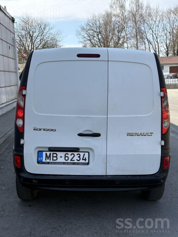 Balts Renault Kangoo 2013 Rīga, ar dzinēja tilpumu 1.50 L un nobraukumu 0 tūkst. km par 2500 €, foto 5 vietnē AUTOMOTO.COM.LV
