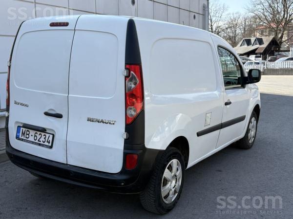 White Renault Kangoo 2013 in Riga, with an engine capacity of 1.50 L and mileage of 0 thousand km for 2500 €, photo 6 on AUTOMOTO.COM.LV