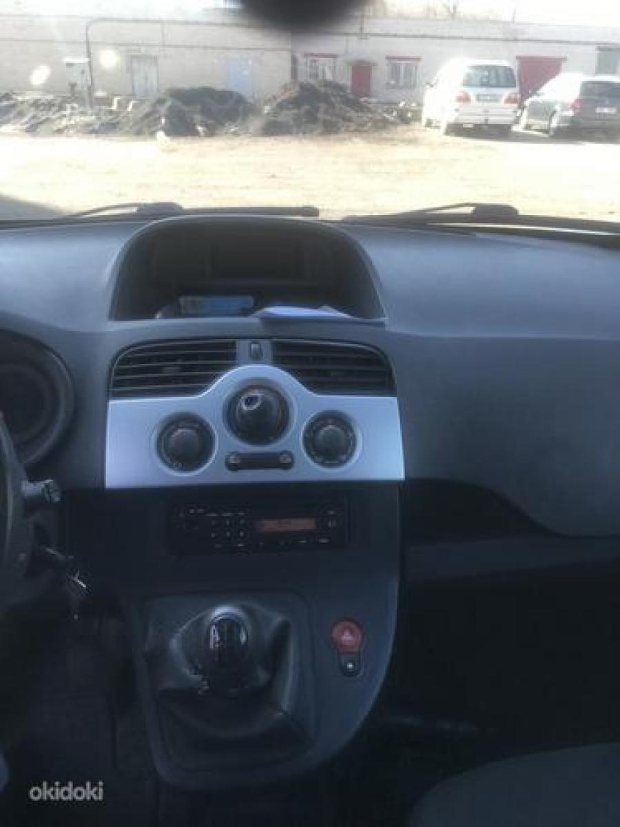Balts Renault Kangoo 2013 Narva, ar dzinēja tilpumu 1.50 L un nobraukumu 217 tūkst. km par 2900 €, foto 9 vietnē AUTOMOTO.COM.LV