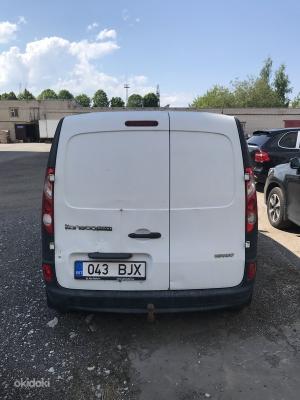 Balts Renault Kangoo 2013 Narva, ar dzinēja tilpumu 1.50 L un nobraukumu 217 tūkst. km par 2900 €, foto 21 vietnē AUTOMOTO.COM.LV
