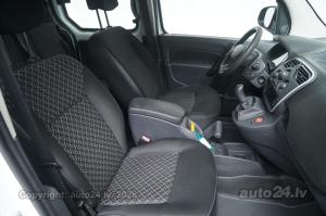 Balts Renault Kangoo 2015 Tallina, ar dzinēja tilpumu 1.50 L un nobraukumu 270 tūkst. km par 4990 €, foto 9 vietnē AUTOMOTO.COM.LV
