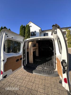 White Renault Kangoo 2015 in Parnu, with an engine capacity of 1.50 L and mileage of 329 thousand km for 3300 €, photo 6 on AUTOMOTO.COM.LV