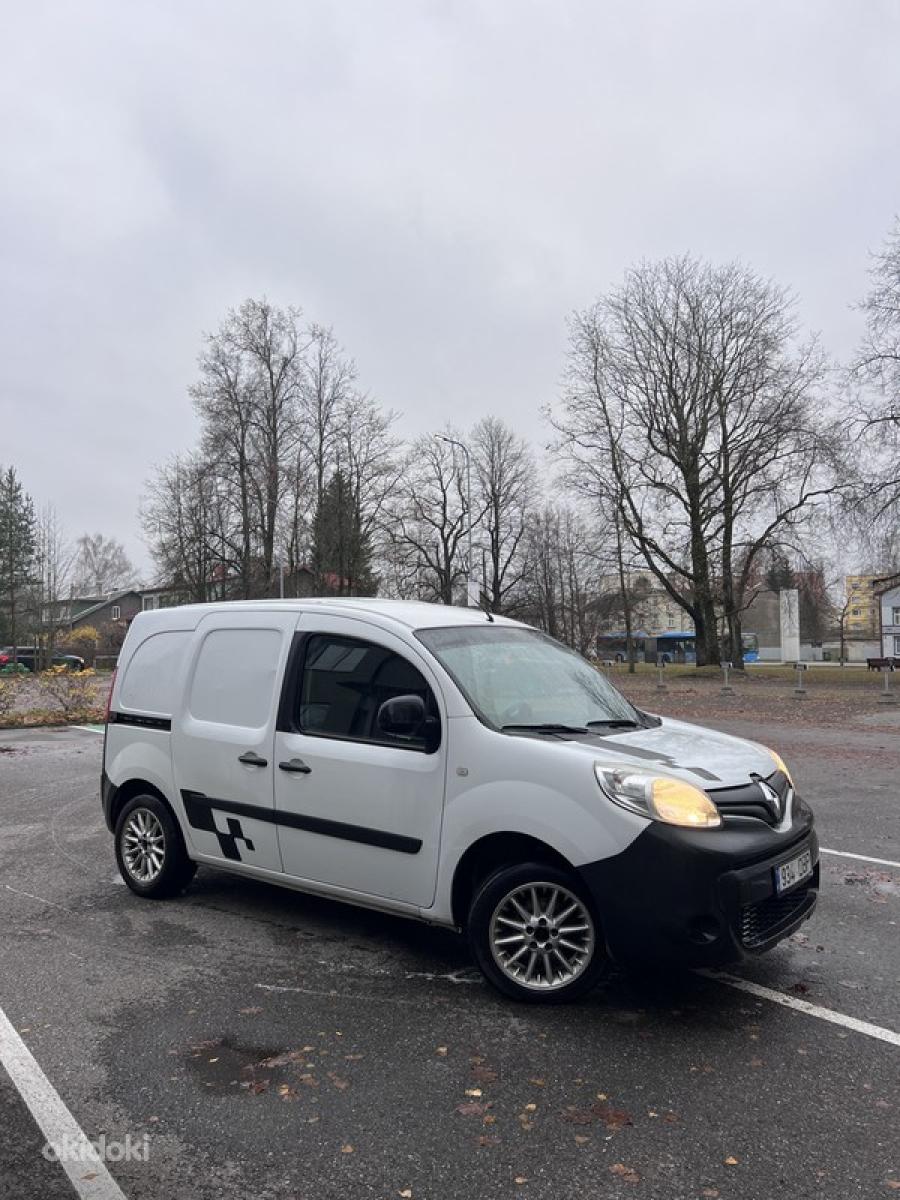 White Renault Kangoo 2015 in Parnu, with an engine capacity of 1.50 L and mileage of 329 thousand km for 3300 €, photo 8 on AUTOMOTO.COM.LV