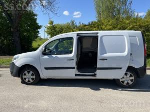 White Renault Kangoo 2016 in Jekabpils, with an engine capacity of 1.50 L and mileage of 28 thousand km for 5450 €, photo 9 on AUTOMOTO.COM.LV