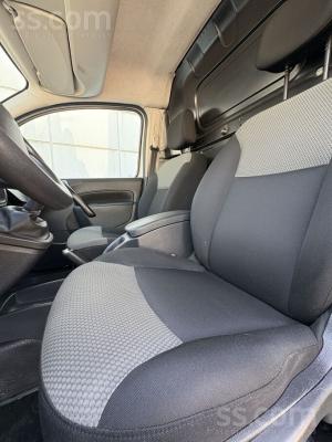 White Renault Kangoo 2018 in Riga, with an engine capacity of 1.50 L and mileage of 0 thousand km for 6500 €, photo 9 on AUTOMOTO.COM.LV