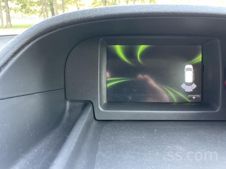 White Renault Kangoo 2018 in Riga, with an engine capacity of 1.50 L and mileage of 0 thousand km for 6500 €, photo 17 on AUTOMOTO.COM.LV