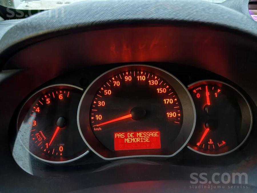 White Renault Kangoo 2018 in Riga, with an engine capacity of 1.50 L and mileage of 0 thousand km for 6500 €, photo 18 on AUTOMOTO.COM.LV