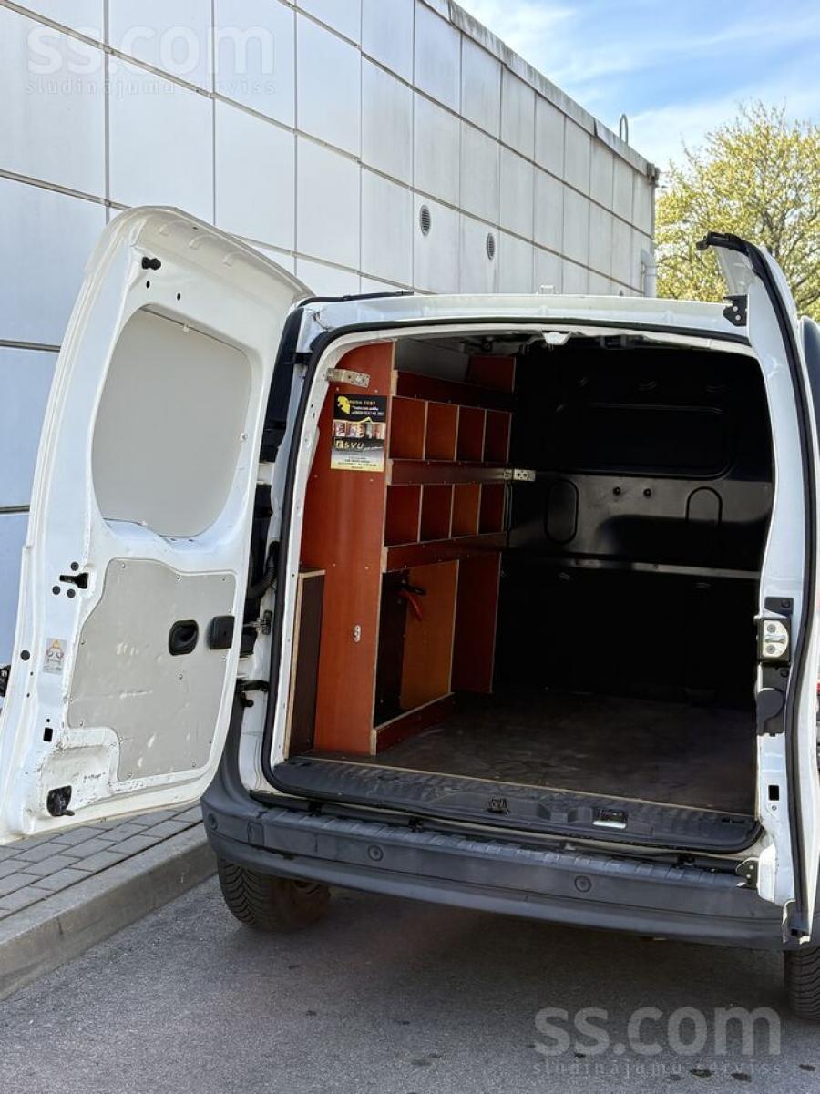 White Renault Kangoo 2018 in Riga, with an engine capacity of 1.50 L and mileage of 0 thousand km for 6500 €, photo 23 on AUTOMOTO.COM.LV