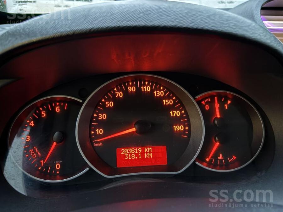 White Renault Kangoo 2018 in Riga, with an engine capacity of 1.50 L and mileage of 0 thousand km for 6500 €, photo 26 on AUTOMOTO.COM.LV
