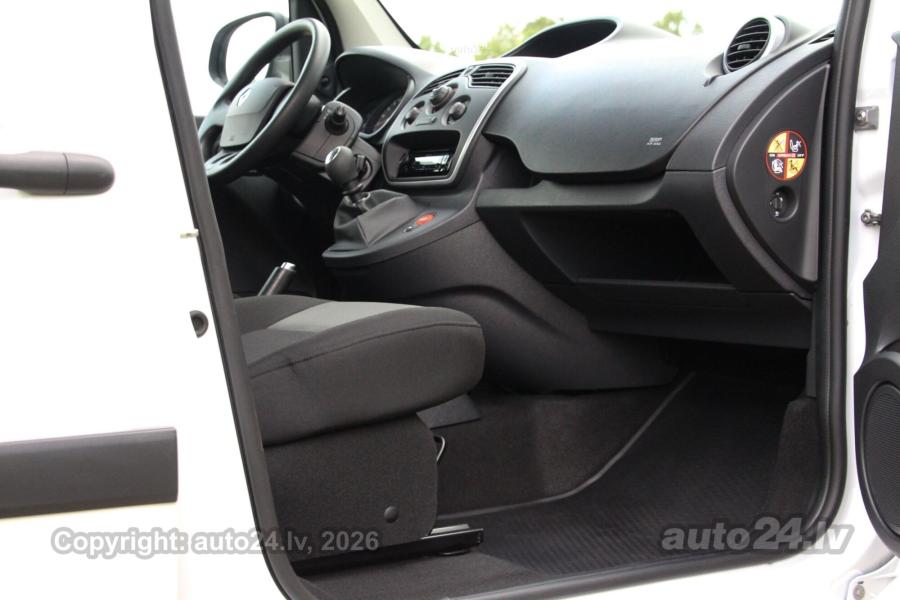 White Renault Kangoo 2019 in Tallinn, with an engine capacity of 1.50 L and mileage of 7 thousand km for 9000 €, photo 16 on AUTOMOTO.COM.LV