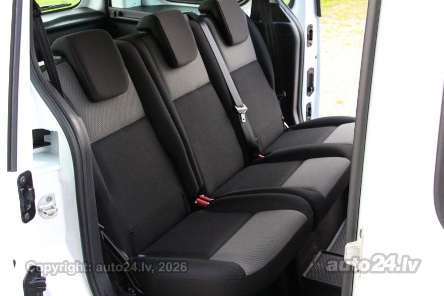 White Renault Kangoo 2019 in Tallinn, with an engine capacity of 1.50 L and mileage of 7 thousand km for 9000 €, photo 19 on AUTOMOTO.COM.LV