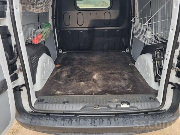Balts Renault Kangoo 2020 Gulbene, ar dzinēja tilpumu 1.50 L un nobraukumu 59 tūkst. km par 9695 €, foto 5 vietnē AUTOMOTO.COM.LV