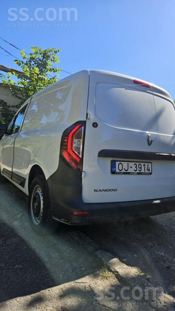 Balts Renault Kangoo 2023 Rīga, ar dzinēja tilpumu 1.50 L un nobraukumu 62 tūkst. km par 13900 €, foto 3 vietnē AUTOMOTO.COM.LV
