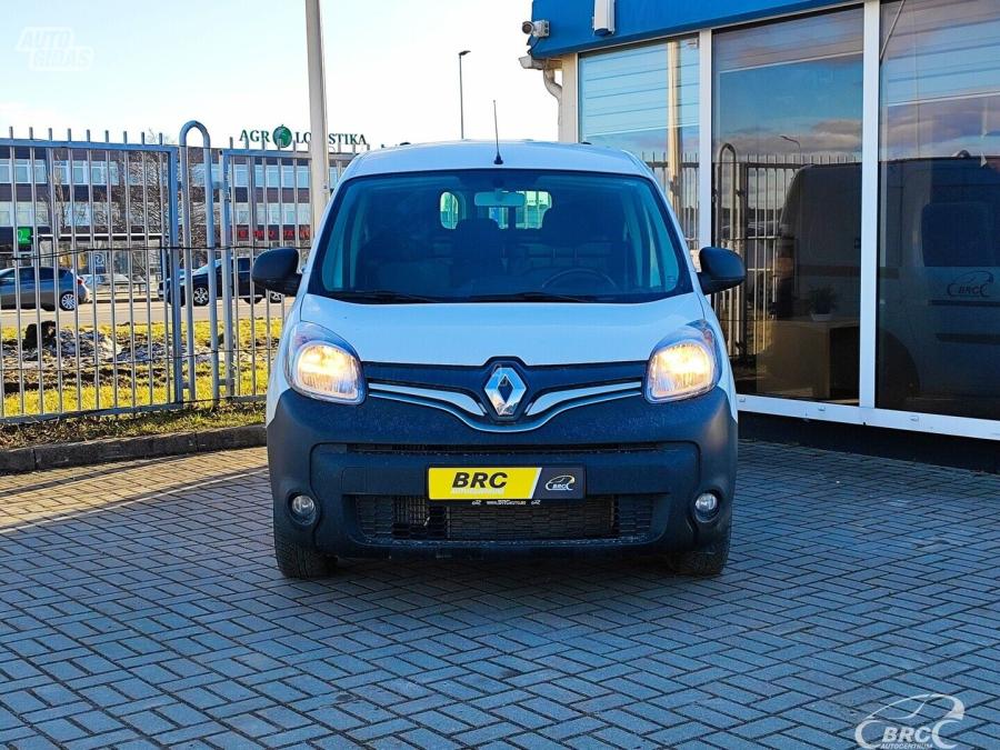 White Renault Kangoo 2019 in Avizieniai, with an engine capacity of 1.50 L and mileage of 125 thousand km for 7300 €, photo 19 on AUTOMOTO.COM.LV