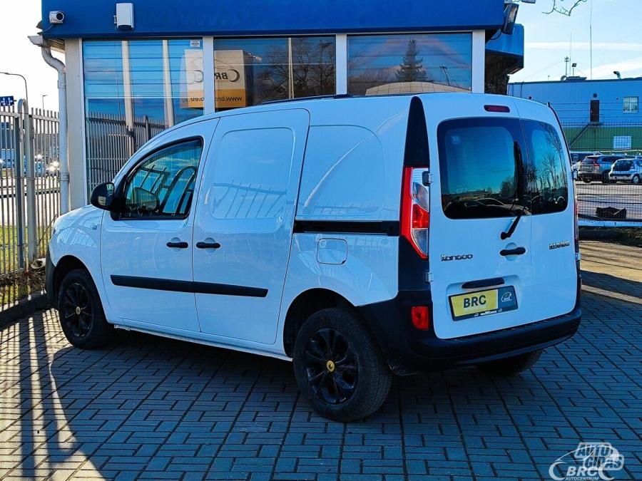 White Renault Kangoo 2019 in Avizieniai, with an engine capacity of 1.50 L and mileage of 125 thousand km for 7300 €, photo 22 on AUTOMOTO.COM.LV
