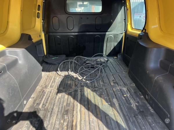 Dzeltens Renault Kangoo 2016 Tauragė, ar dzinēja tilpumu 0.00 L un nobraukumu 110 tūkst. km par 3800 €, foto 10 vietnē AUTOMOTO.COM.LV