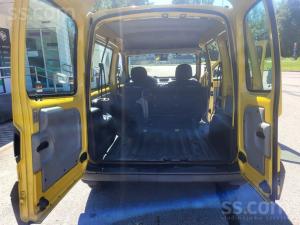 Dzeltens Renault Kangoo 2005 Rīga, ar dzinēja tilpumu 1.50 L un nobraukumu 229 tūkst. km par 1580 €, foto 9 vietnē AUTOMOTO.COM.LV