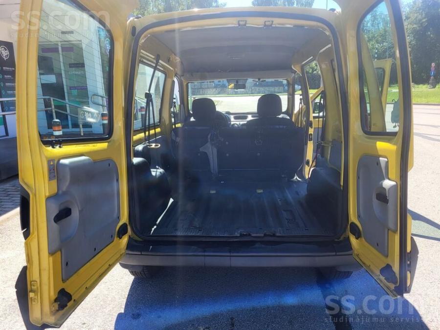 Dzeltens Renault Kangoo 2005 Rīga, ar dzinēja tilpumu 1.50 L un nobraukumu 229 tūkst. km par 1580 €, foto 9 vietnē AUTOMOTO.COM.LV
