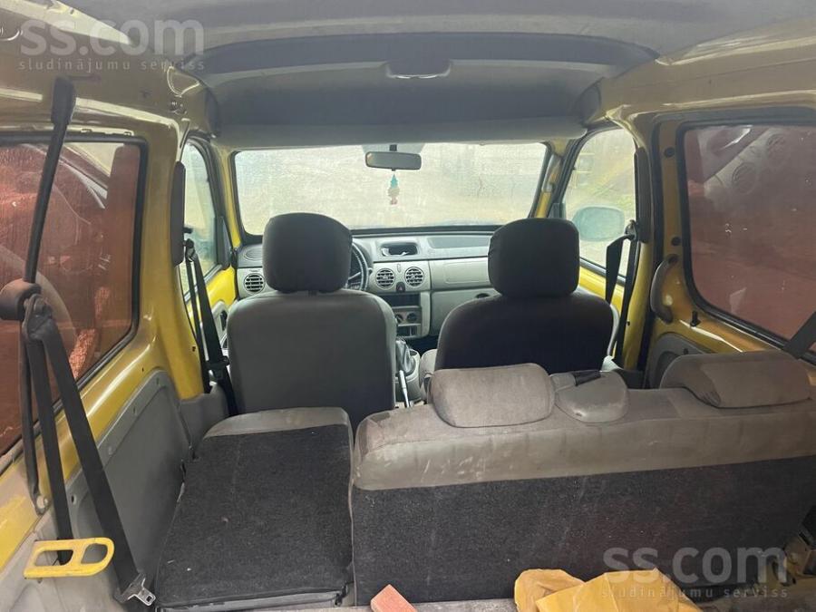 Yellow Renault Kangoo 2006 in Daugavpils, with an engine capacity of 1.10 L and mileage of 0 thousand km for 1000 €, photo 4 on AUTOMOTO.COM.LV
