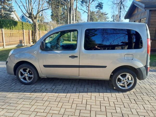 Yellow Renault Kangoo 2009 in Jurmala, with an engine capacity of 1.50 L and mileage of 185 thousand km for 2100 €, photo 2 on AUTOMOTO.COM.LV