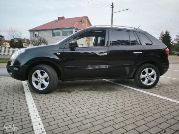 Black Renault Koleos 2008 in Vilnius, with an engine capacity of 2.50 L and mileage of 253 thousand km for 3000 €, photo 3 on AUTOMOTO.COM.LV