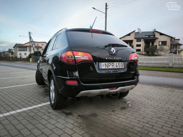 Black Renault Koleos 2008 in Vilnius, with an engine capacity of 2.50 L and mileage of 253 thousand km for 3000 €, photo 4 on AUTOMOTO.COM.LV
