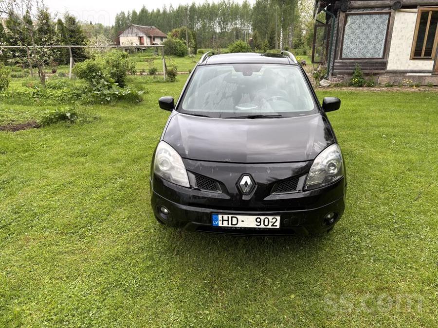 Black Renault Koleos 2008 in Riga, with an engine capacity of 2.50 L and mileage of 350 thousand km for 1900 €, photo 6 on AUTOMOTO.COM.LV