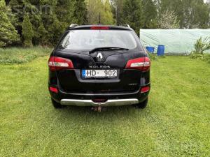 Black Renault Koleos 2008 in Riga, with an engine capacity of 2.50 L and mileage of 350 thousand km for 1900 €, photo 8 on AUTOMOTO.COM.LV