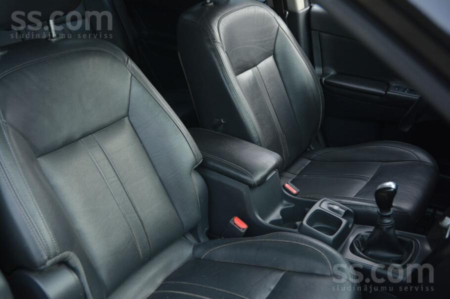 Melns Renault Koleos 2008 Rīga, ar dzinēja tilpumu 2.00 L un nobraukumu 257 tūkst. km par 3200 €, foto 15 vietnē AUTOMOTO.COM.LV