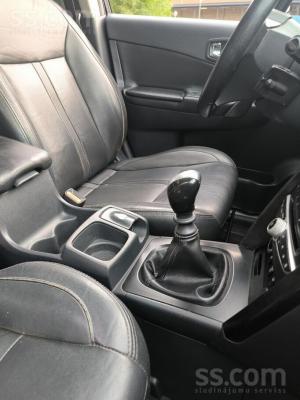 Melns Renault Koleos 2008 Rīga, ar dzinēja tilpumu 2.00 L un nobraukumu 257 tūkst. km par 3200 €, foto 22 vietnē AUTOMOTO.COM.LV