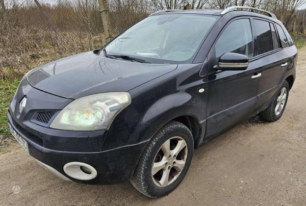 Black Renault Koleos 2009 in Kaunas, with an engine capacity of 2.00 L and mileage of 365 thousand km for 2999 €, photo 1 on AUTOMOTO.COM.LV