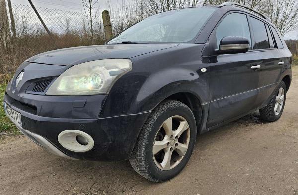 Black Renault Koleos 2009 in Kaunas, with an engine capacity of 2.00 L and mileage of 365 thousand km for 2999 €, photo 3 on AUTOMOTO.COM.LV